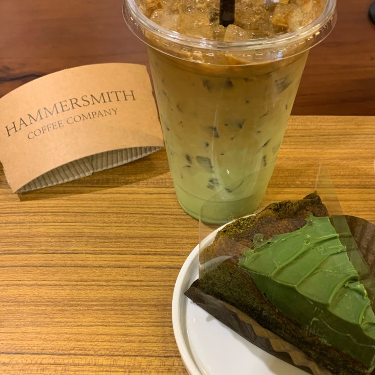 해머스미스커피 전농동맛집 말차 디저트가 맛있는 카공하기좋은카페 네이버 블로그