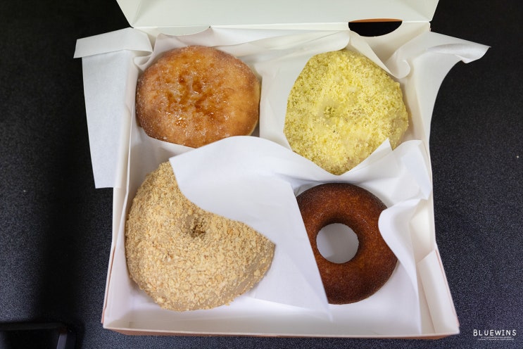 달콤한 도넛을 먹을 수 있는 한강진역 도넛 맛집 올드페리도넛 한강진점 내돈내산 솔찍 후기 네이버 블로그