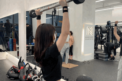 남자 어깨근육운동 오버헤드프레스 밀리터리프레스 자세 덤벨 바벨 숄더프레스 효과 네이버 블로그