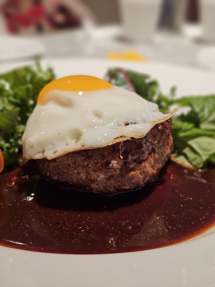 중구 맛집 충무로역 그릴데미그라스 차원이 다른 함박스테이크에 소스가 예술 그리고 훌륭한 스테이크 네이버 블로그