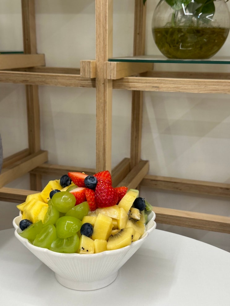 생과일 올려주는 과일 빙수!! 산호동 “과일정원” : 네이버 블로그