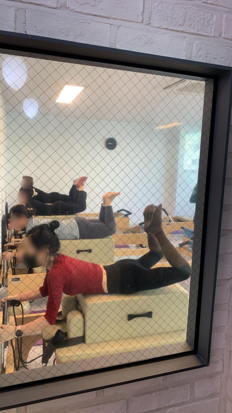 호매실필라테스 자세를 집중적으로 봐주시고 잘 관리해 주시는 W필라테스 호매실점 네이버 블로그