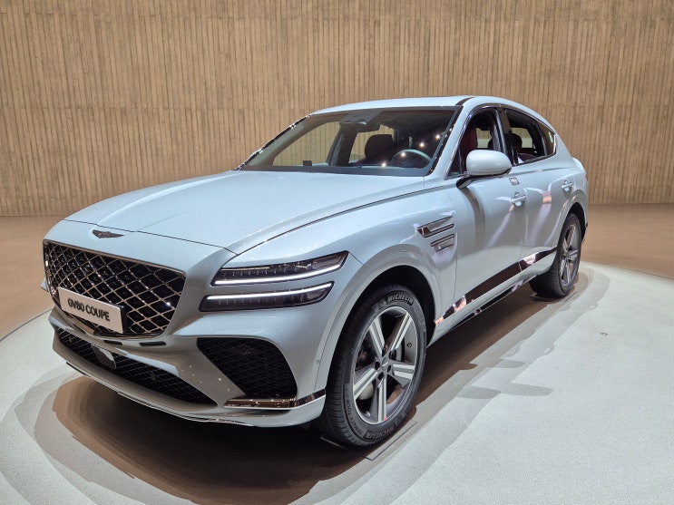 [구경해봤습니다.] 제네시스 GV80 쿠페 2.5T 20인치 휠 장착 모델 : 네이버 블로그