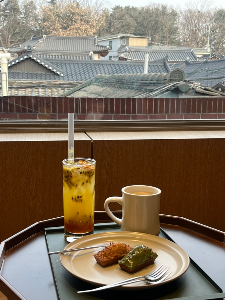 익선동카페 한옥뷰와 루프탑 라르티스타 : 네이버 블로그