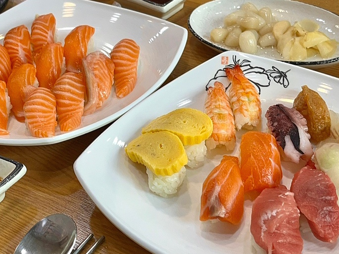 성균관대역 맛집 포동이네 성대점율전 초밥맛집 내돈내산 도로초밥 모둠초밥 구성 연어초밥 참치전문 네이버 블로그