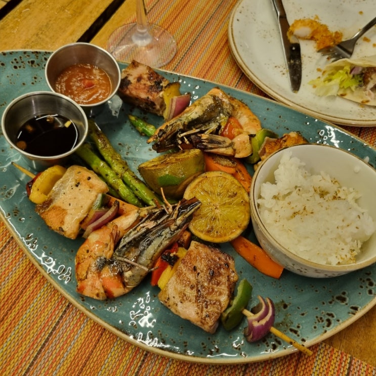 괌 두짓타니 두짓비치 주변 맛집 추천 Top5 타시그릴 비치인쉬림프 도스버거 네이버 블로그