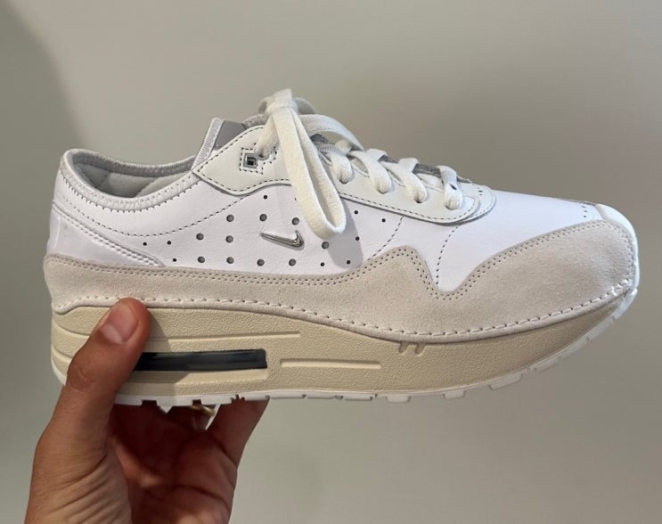 자크뮈스 x 나이키 에어 맥스 1 ’86 "화이트" "실버" / 2024년 6월 : 네이버 블로그