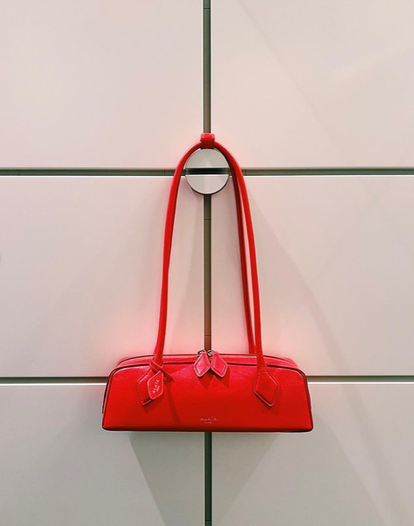 Alaia 알라이아 신상 르 테켈 숄더백 93만원 저렴하게 직구 With 사바나 15할인코드 미나 로즈마리 하트백 발레리나