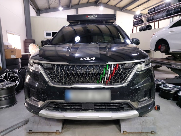 대전 카니발 KA4 중고휠 인치업 (GV80 22인치 휠복원 순정휠 + 265/35/22 엑스타 PS71 SUV 타이어) : 네이버 블로그