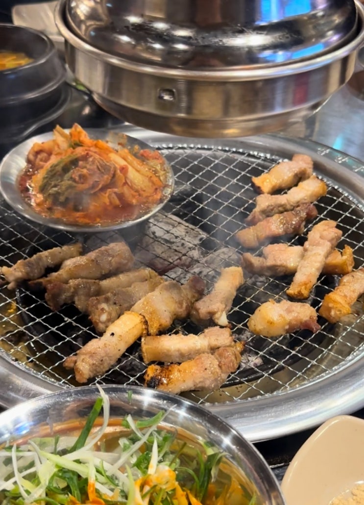 부천 신중동역 맛집 산촌숯불정 | 캠핑장에서 먹는 고기 맛! : 네이버 블로그