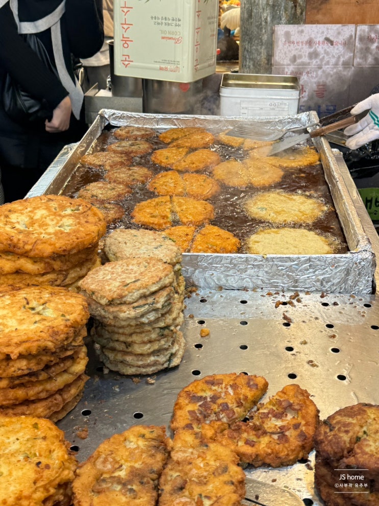 박가네빈대떡 서울 광장시장 맛집 녹두빈대떡 육회 낙지탕탕이와 잔치국수 네이버 블로그