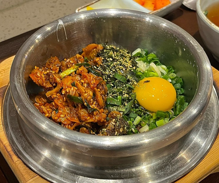 천호역 맛집 이솥우화현대백화점 천호점 식품점 솥밥 내돈내산 메뉴 치즈불닭솥밥 비빔꼬막솥밥 주차등록 네이버 블로그