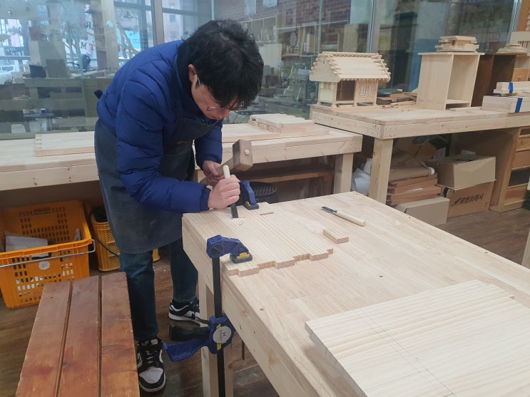 서울 송파구에서 체계적인 목공을 배우러 오시는 성남목공방 손으로꼽작여목공학교 성남교육원 올리브디자인목공방 목공자격증 목공교육사
