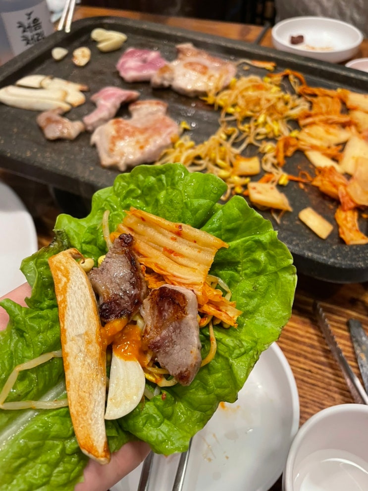 왕삼겹 정육식당 뚝섬역 맛집 성수동 고기집 숙성돼지고기 특수부위 맛집 천겹살 덜미살💕 네이버 블로그