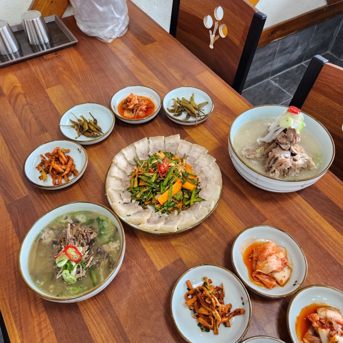 제주 공항 근처에 위치한 제주 향토 음식 맛집 용두네해장국 네이버 블로그