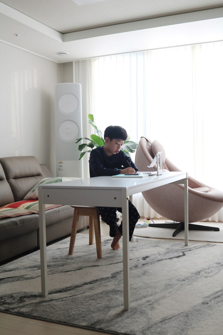 다양하게 사용하는 책상 겸 테이블 플러스이즈 철제책상 :) : 네이버 블로그