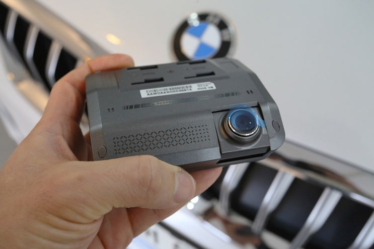 고장 나버린 Ace3.0 블랙박스를 땐 BMW 630i, AI 탑재된 QXD1 작업기! : 네이버 블로그