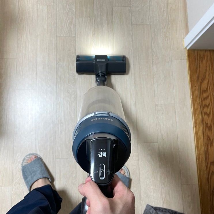 [리뷰] 일렉트로룩스 차이슨 쓰다가 삼성전자 비스포크 제트 써보고 반했어요 : 네이버 블로그