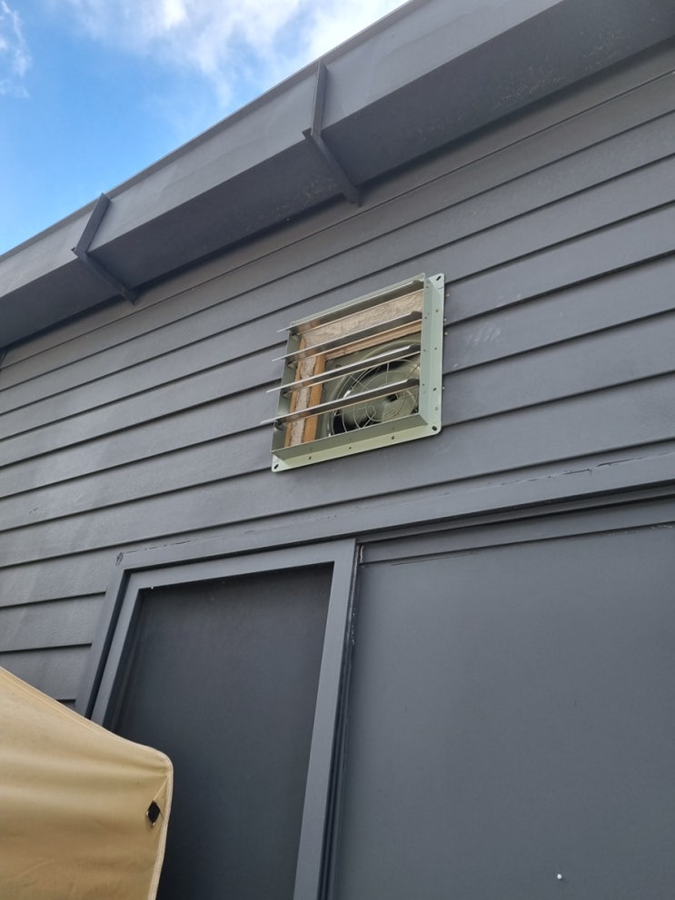 창고샌드위치판넬공기순환용환풍기설치현장 : 네이버 블로그