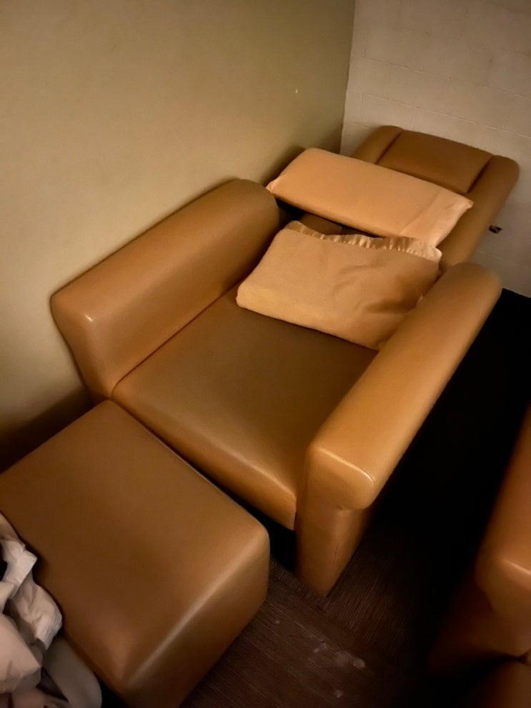 필리핀항공 PR469 마닐라 경유 PR730 방콕 도착. Wings 라운지. 1터미널 3터미널. : 네이버 블로그