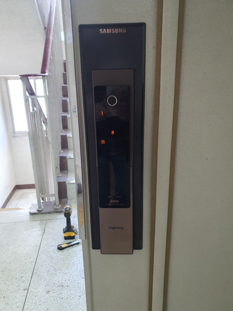 금천구 시흥동 우방아파트 신제품 직방스마트홈 SHP-P52 지문푸시풀도어락 즉시바로잠김 교체설치 후기 : 네이버 블로그