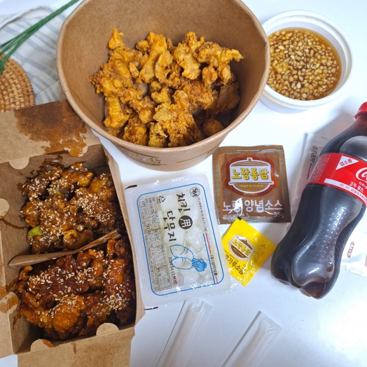 노랑통닭 메뉴 후라이드 양념 깐풍치킨 순살3종 마늘 양념치킨소스 추천 치킨배달 : 네이버 블로그