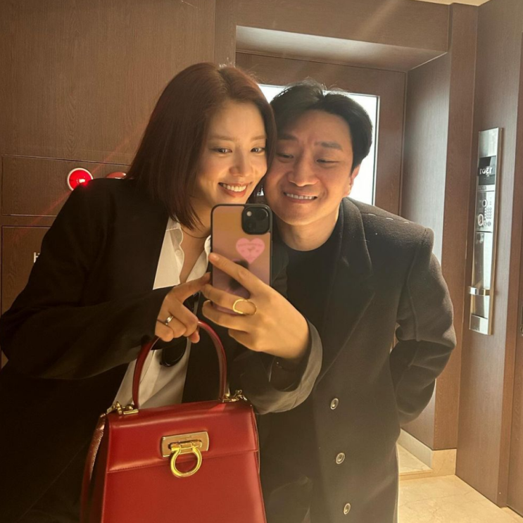 40대 50대 패션 명품백 브랜드 손담비 페라가모 여자 명품가방 핸드백 네이버 블로그
