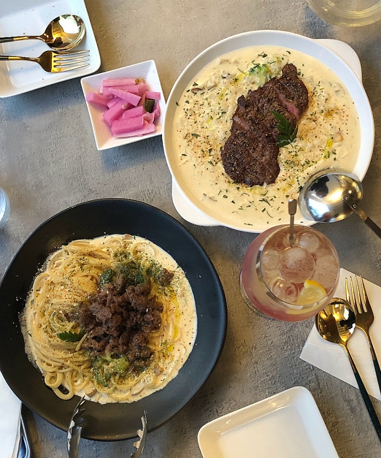 장한평역 맛집 썸타임즈 불고기 크림 파스타스테이크 크림 리조또체리 하이볼 네이버 블로그