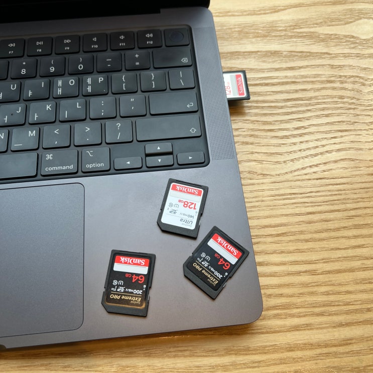 가로수길 애플스토어에서 맥북프로 M3 14인치 구매 후기 (SD카드 슬롯, 초기불량, 맥북Pro m3칩) : 네이버 블로그