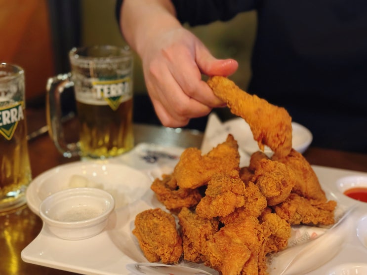 강남 고속터미널역 치킨 맛집 펀 비어킹 고속터미널 경부선 흡연 구역 위치 네이버 블로그