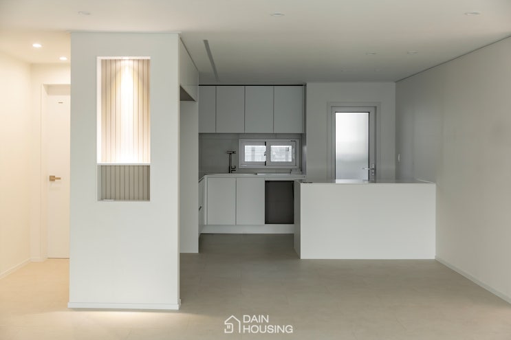 강서구 방화동 대림e편한세상아파트 39평, 웜화이트 베이스에 모던한 심플 스타일로 변화한 공간 : 네이버 블로그