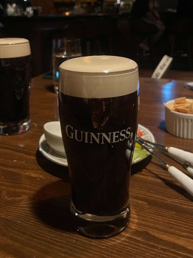 기네스 생맥주 끝내주는 목동 오목교 바 오피움 : 네이버 블로그