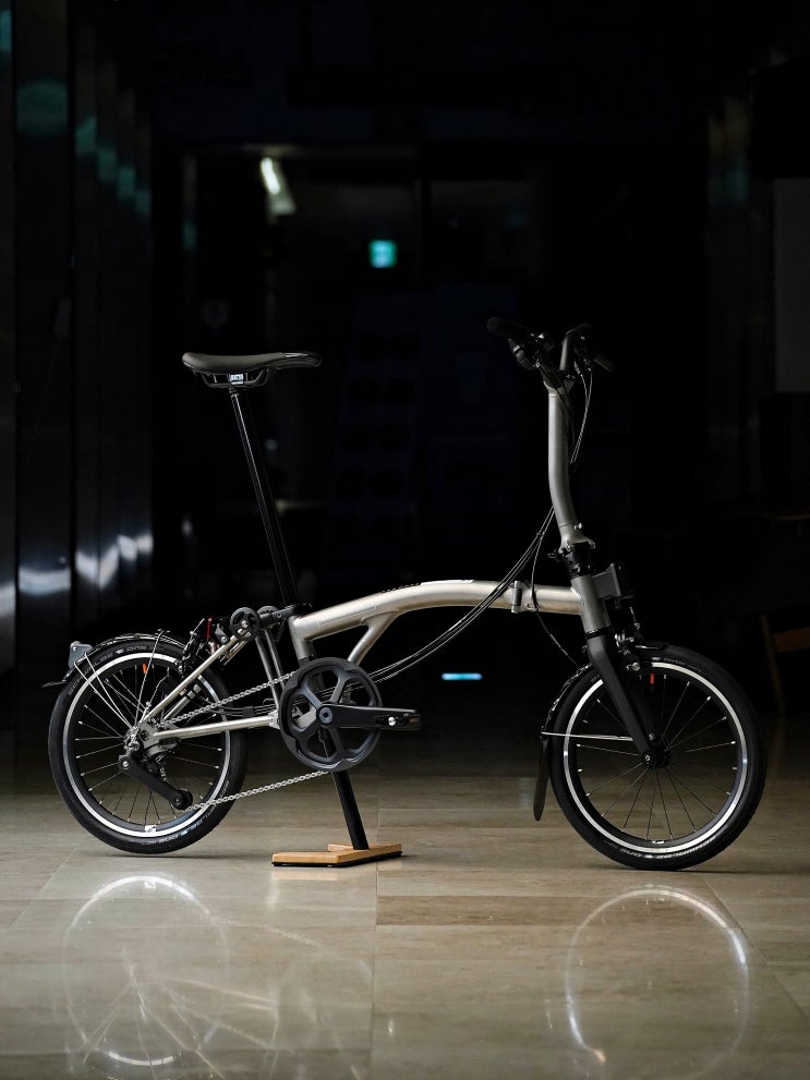 2024년 브롬톤 T라인 12단 미니벨로 접이식 자전거 입고 부산브롬톤 매장 : 네이버 블로그