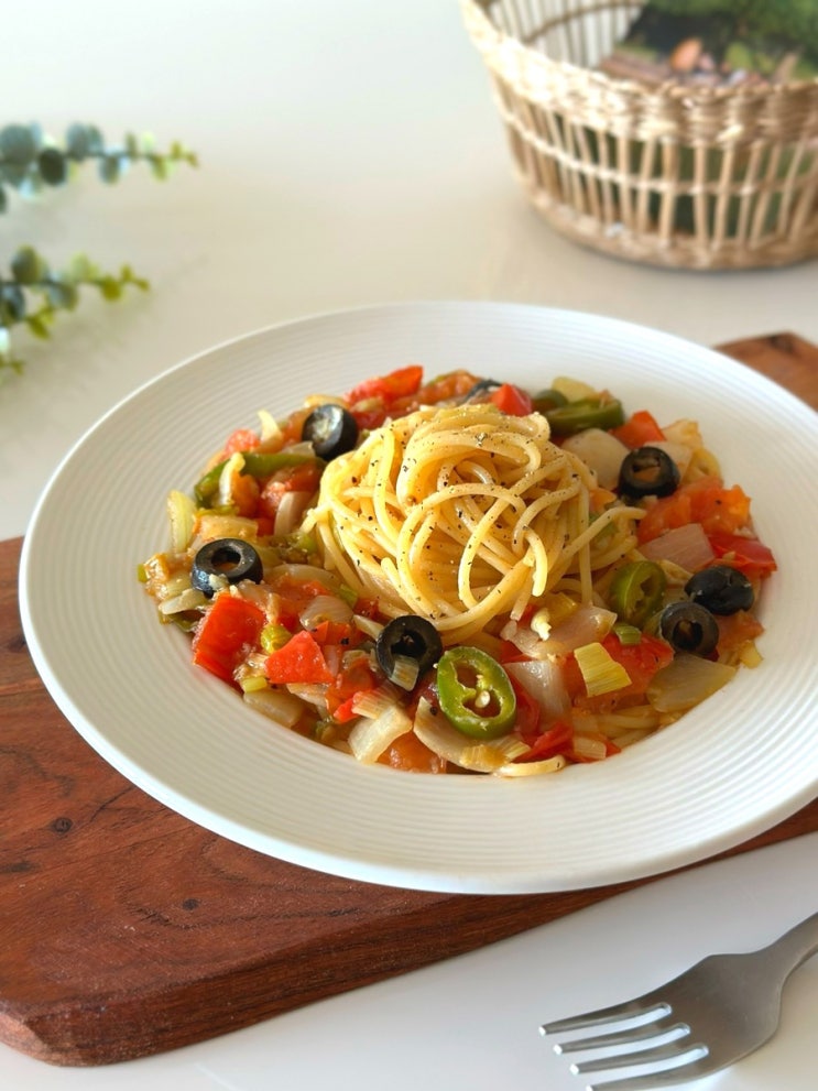 토마토 스파게티 만들기 오일파스타 종류 간단한 점심메뉴 추천 비건 레시피 : 네이버 블로그