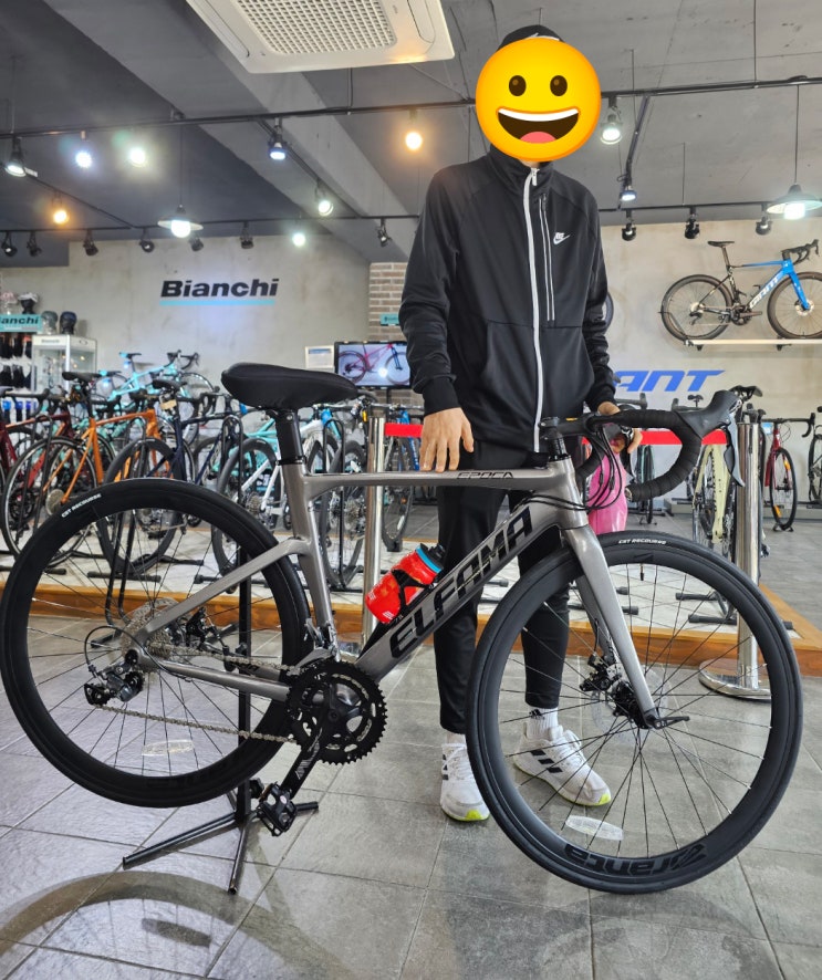 꾸준한 인기 엘파마 에포카 E2000D 디스크 / 100만원대 입문용 로드자전거 추천 : 네이버 블로그