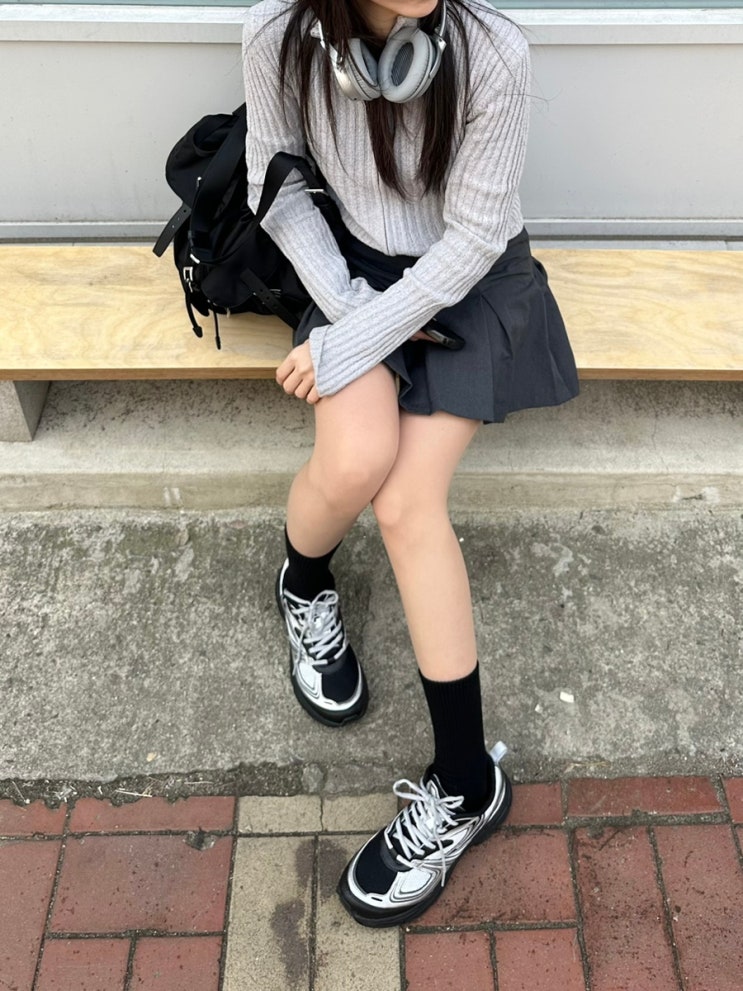 휠라 인터런 한소희 여성 운동화로 캐주얼 봄 코디 해본 후기👟 사이즈 팁 네이버 블로그