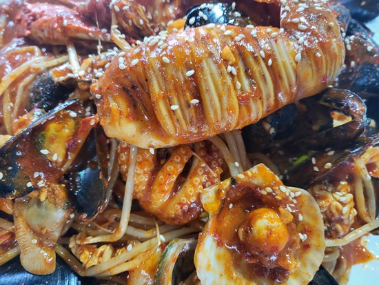 강릉 맛집 아삭아삭한 콩나물과 다야한 해물이 가득한 해물찜 맛이 일품인 초당해물찜 네이버 블로그