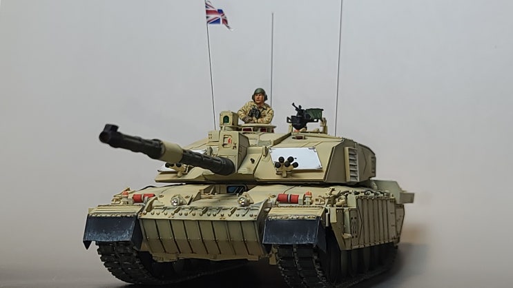 1/35 영국의 MBT 챌린저2 전차( The British MBT Challenger 2 tank) : 네이버 블로그