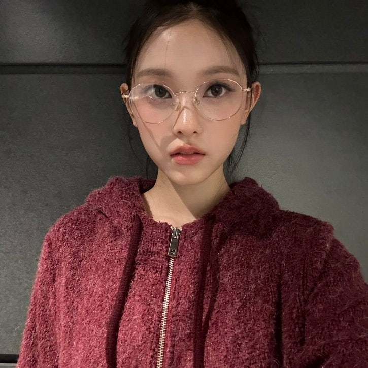 동백 안경 카린 원형 안경테 뉴진스 해린 착용 카린 2024 신상 안경 네이버 블로그