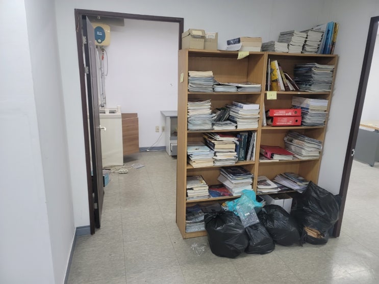 강서구 마곡동 캐비넷수거 서랍장수거 책상수거 파티션철거 사무가전가구수거 보안문서파쇄업체 대형폐기물수거 폐기가전수거 폐기가구수거