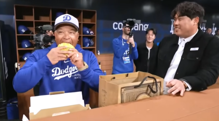 메이저리그 서울시리즈 La다저스 Vs 샌디에이고 파드리스 결과박찬호 시구류현진 로버츠 감독 재회서울시리즈 무키베츠 홈런