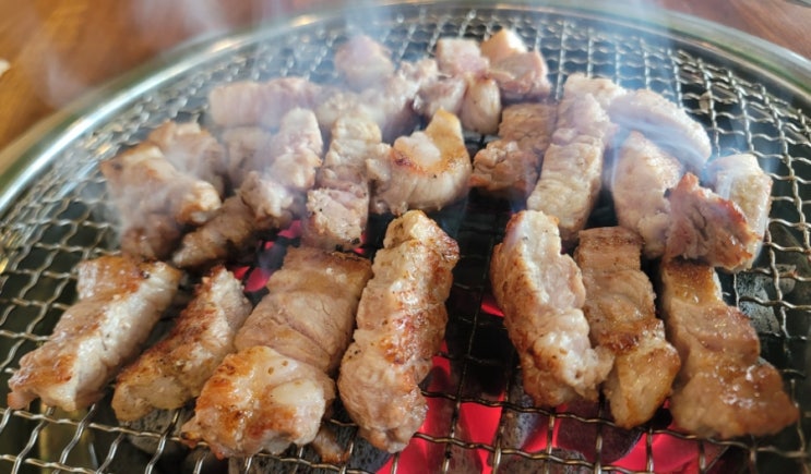 고기가 부드럽고 육즙이 가득한 현풍 고기 무한리필 황제무한화로구이 네이버 블로그