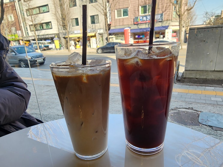 뜰커피 51 수원남부경찰서점, 소소하게 앉아서 맛있는 커피 마시며 데이트하기 좋은 곳 : 네이버 블로그