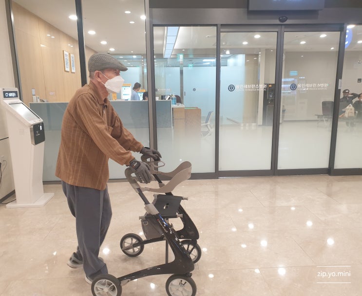 성인용보행기, 카본 울트라 라이트 워커 실사용 후기 : 네이버 블로그