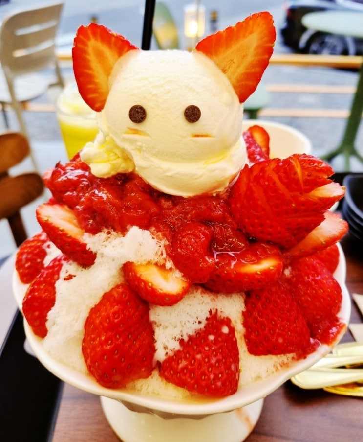 신중동역카페 딸기빙수 강추 빙수맛집 인절미크림라떼 새오픈 신상카페 빨콩 신중동점 네이버 블로그