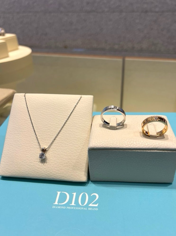 w3. 웨딩밴드 :: 부산 W웨딩시티 D102 웨딩반지 다이아 목걸이 당일 할인 : 네이버 블로그