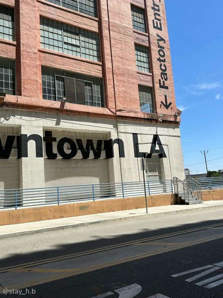 [LA 여행] DAY4. ROW DTLA / MOCA / 블루 보틀 / The Last Bookstore / 다운타운에서 버스 ...