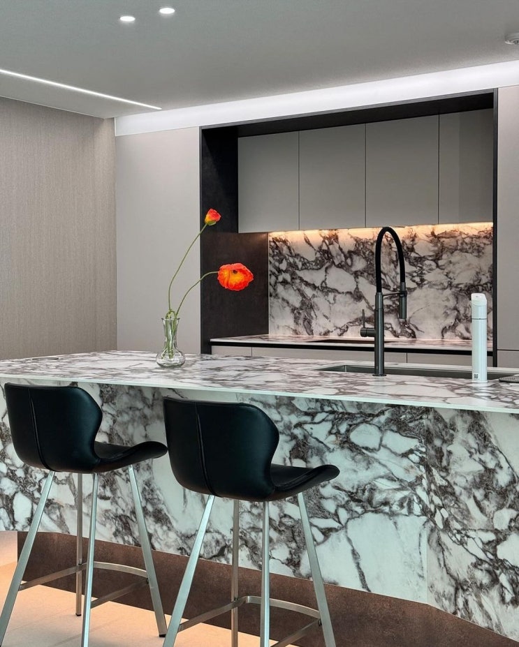 ARABESCATO VIOLET 1600X3200X12T / 부산 티앤피 세라믹 주방 인테리어, 상판 하나로 주방이 달라져요 ...