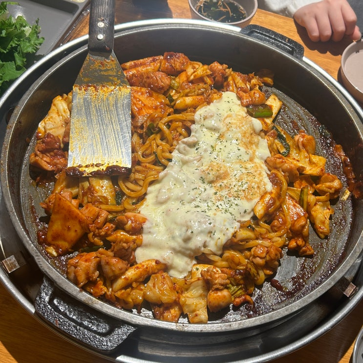청주 지웰시티맛집 철판 닭갈비 회식추천 춘천집 지웰점 네이버 블로그