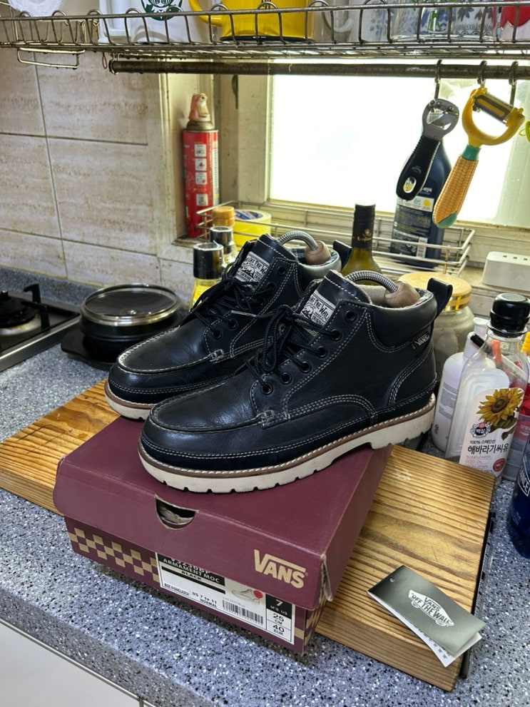 10월에 신발글 하나도 안썼오? 하나 써! 반스 레어템 반스부츠🥾💕 : 네이버 블로그